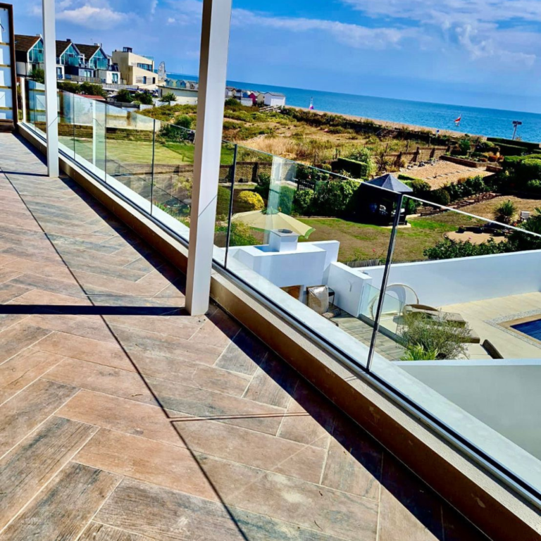 Laminated Glass or Toughened Glass: Which Should You Choose? - Tufwell ...